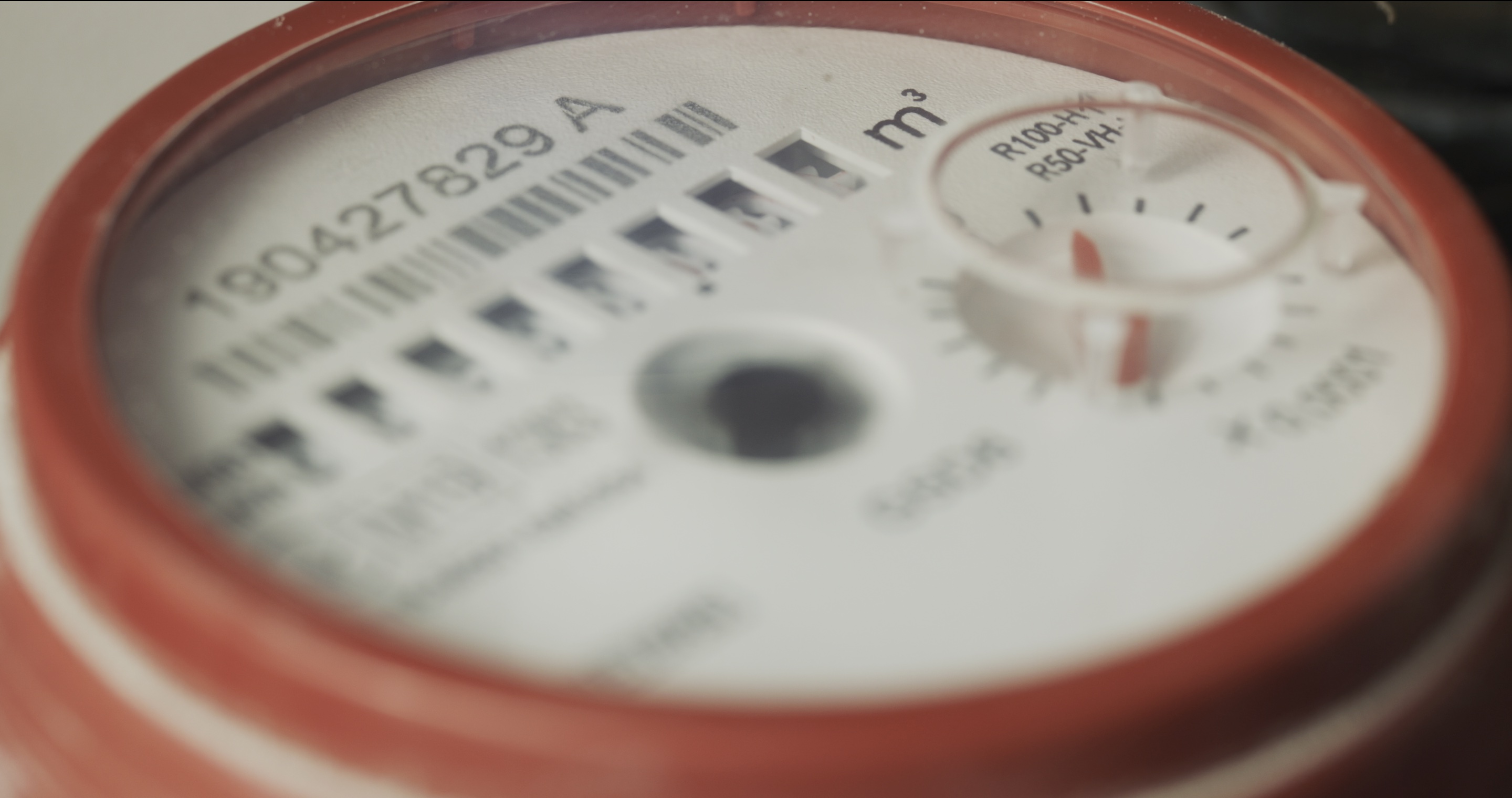 AGS sostituisce i vecchi contatori con i nuovi modelli "SMART" - AGS